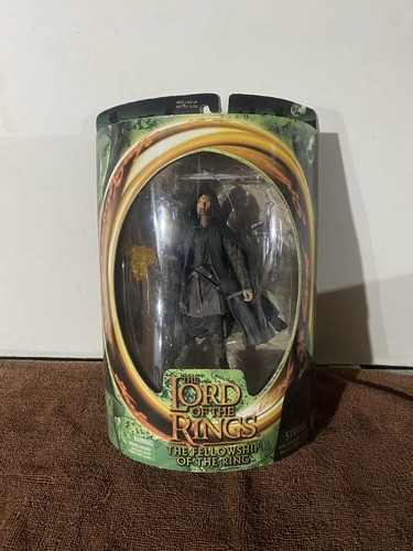 The Lord Of The Rings (Strider)2001 Figurine | eBay