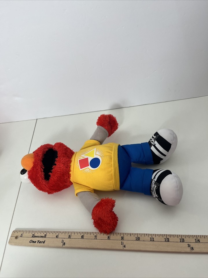 Playskool Sesame Street Elmo SHAPES COLORS Learning Plush Doll Talking ...