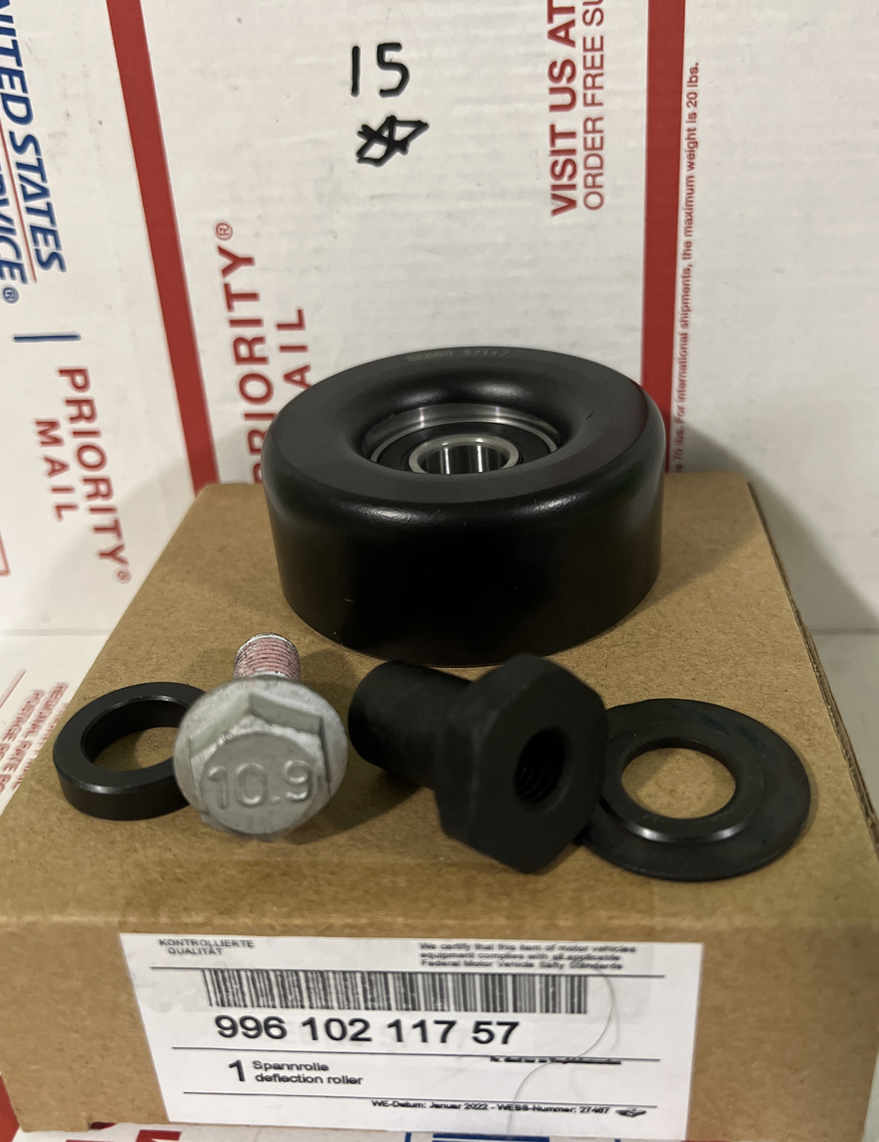 PORSCHE 911 BOXSTER CAYMAN Trans Auto Accessory Belt Tensioner Idler ...
