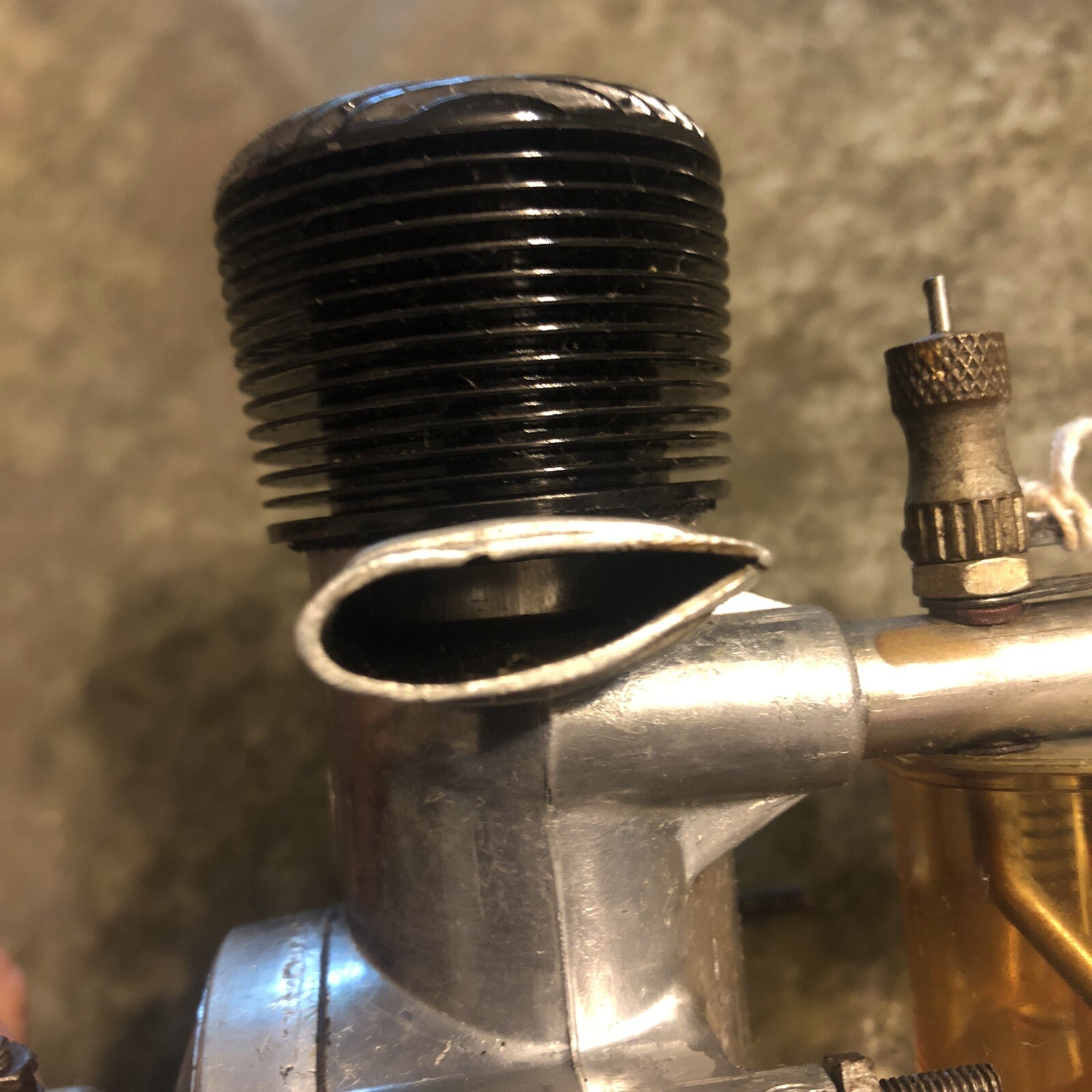 Vintage O&R 60 Control Line Model Airplane Engine w/ plastic gas tank ...