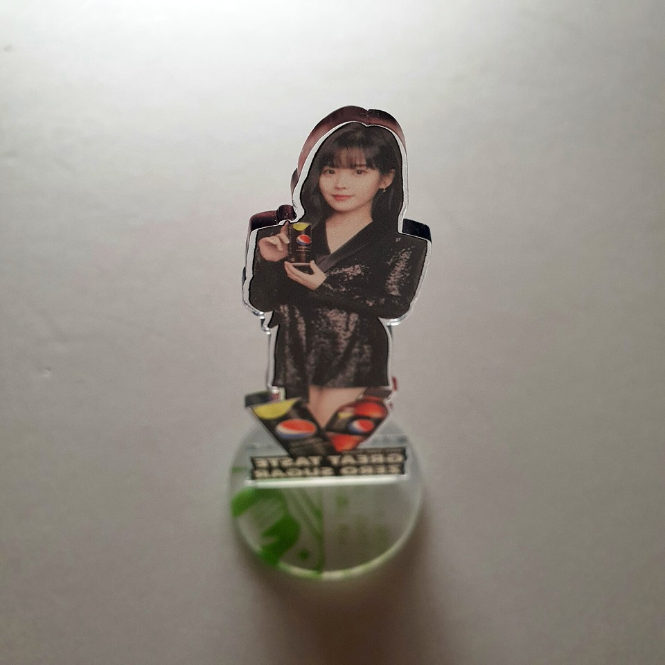 [LIMITED] IU x PEPSI ZERO SUGA IU MINI STANDEE | eBay