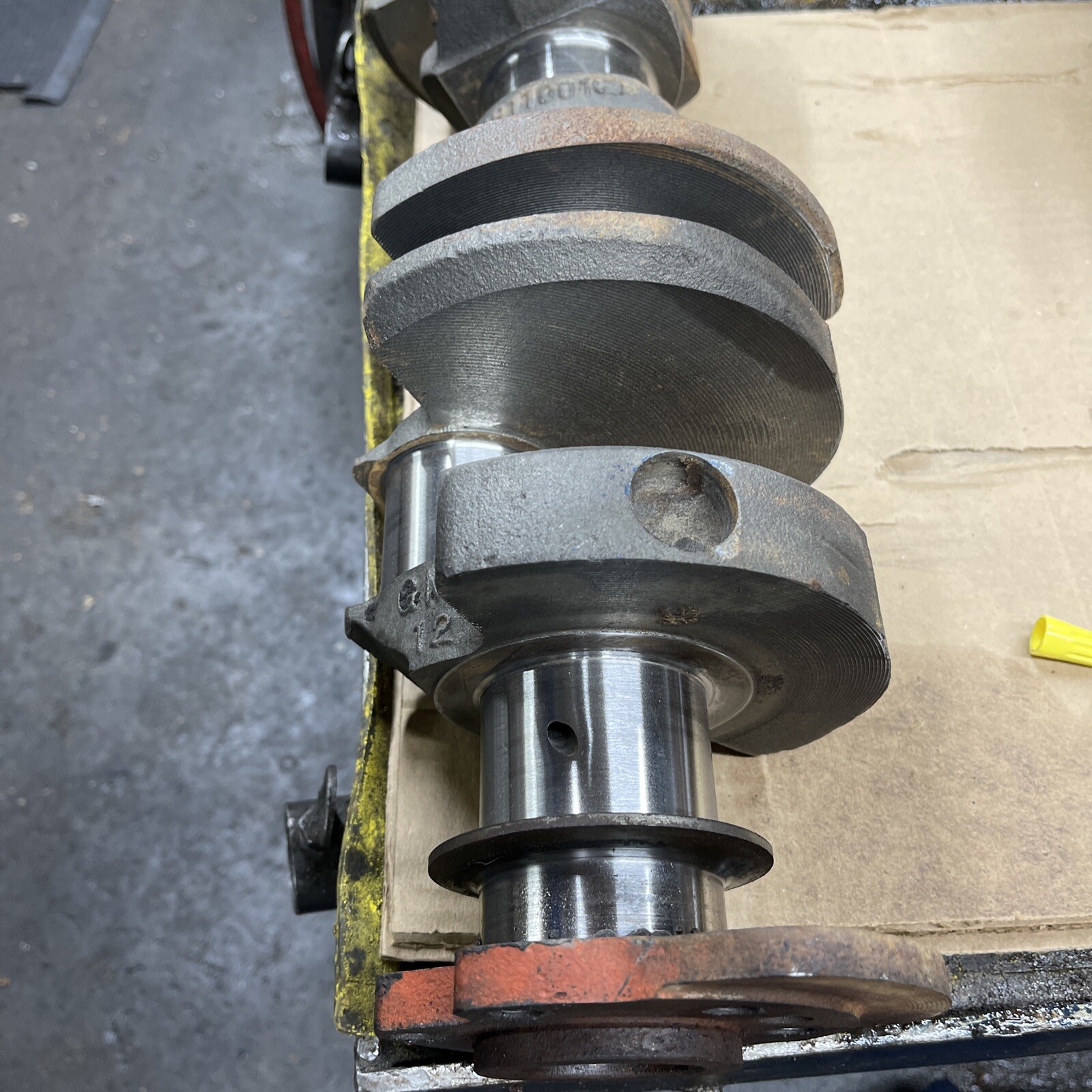 STANDARD CRANKSHAFT GM 327 1968-69, GM 307 1968-73,"LARGE JOURNAL ...