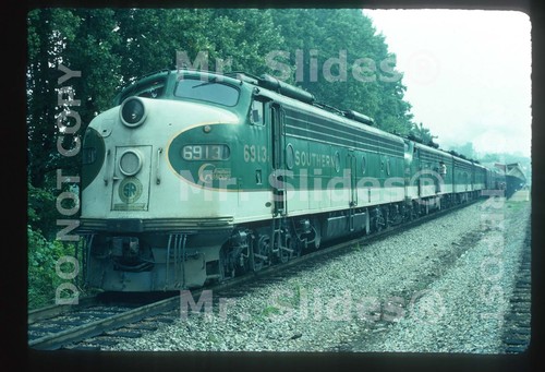 Original Slide SOU Southern Ry. E8A 6913 & 3 W/Passenger Train In 1975 | eBay