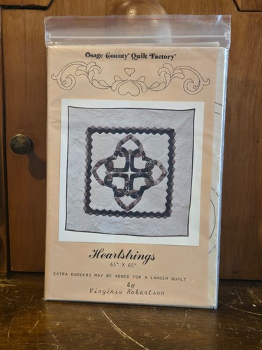 Heartstrings 65"x65" Virginia Robertson Osage County Quilt Factory ...