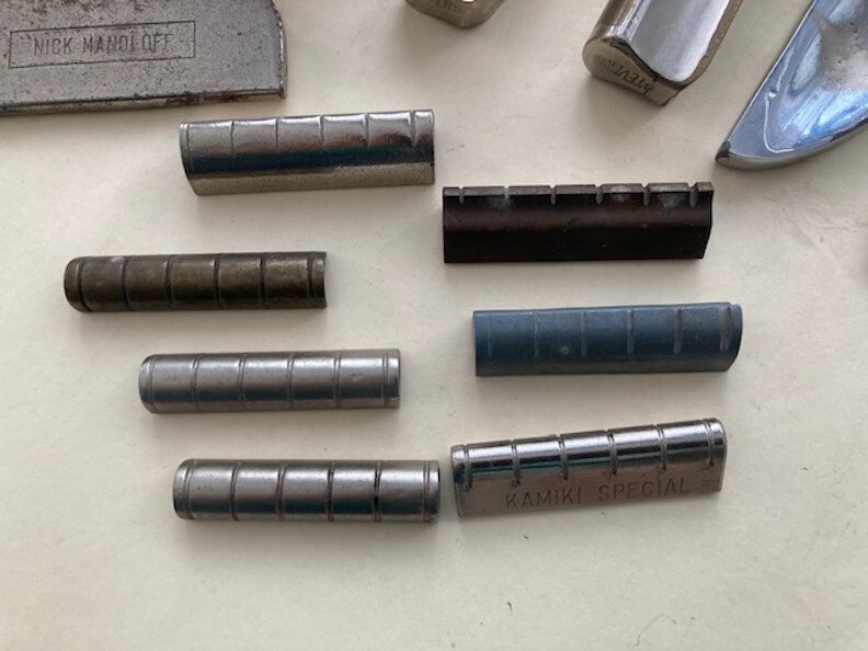 8 vintage resonator guitar slide bars, 6 vintage nut risers, 2 mutes ...