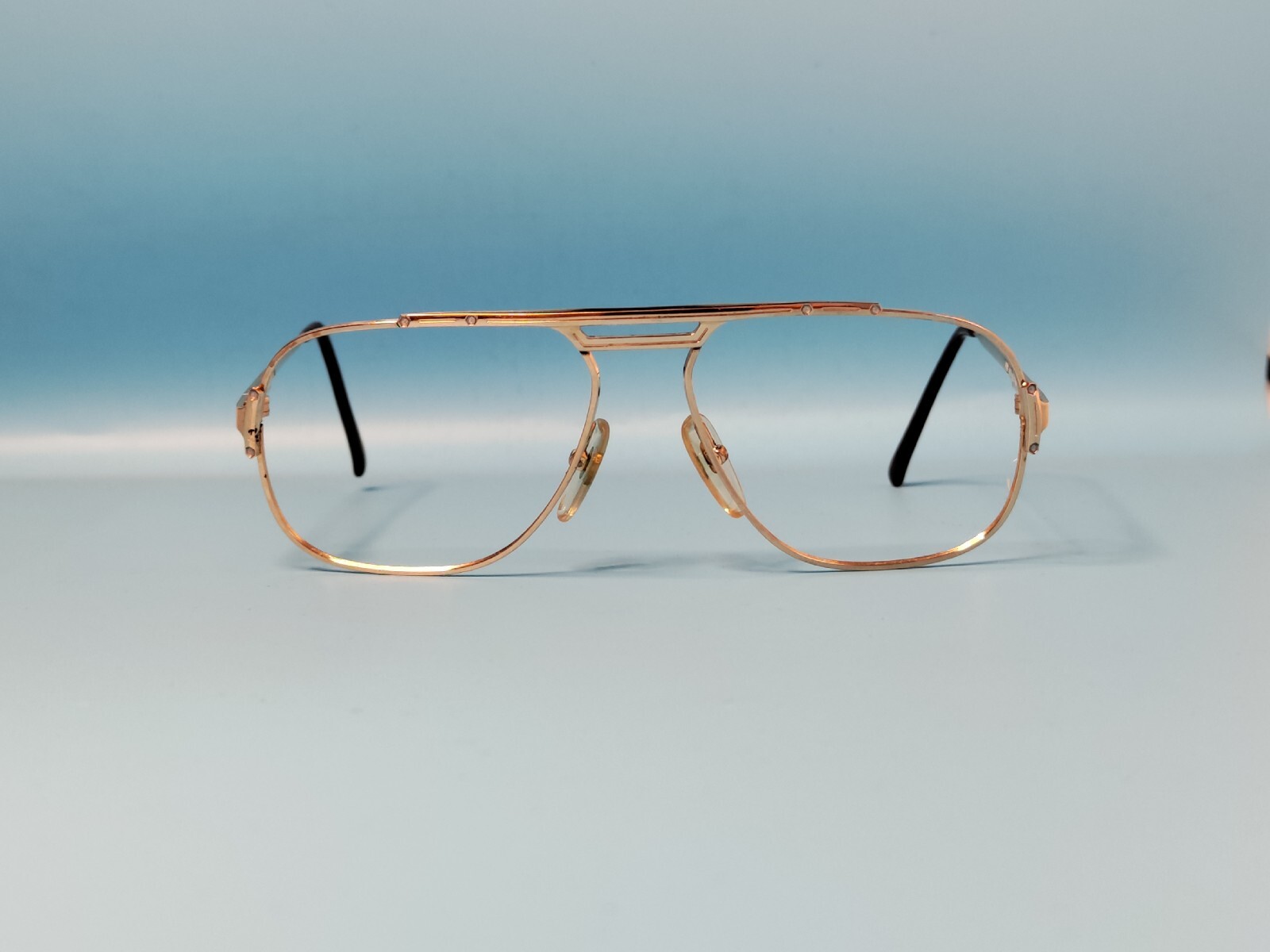 VINTAGE PLAYBOY 4582 LIGHTWEIGHT METAL PILOT EYEGLASS… - Gem