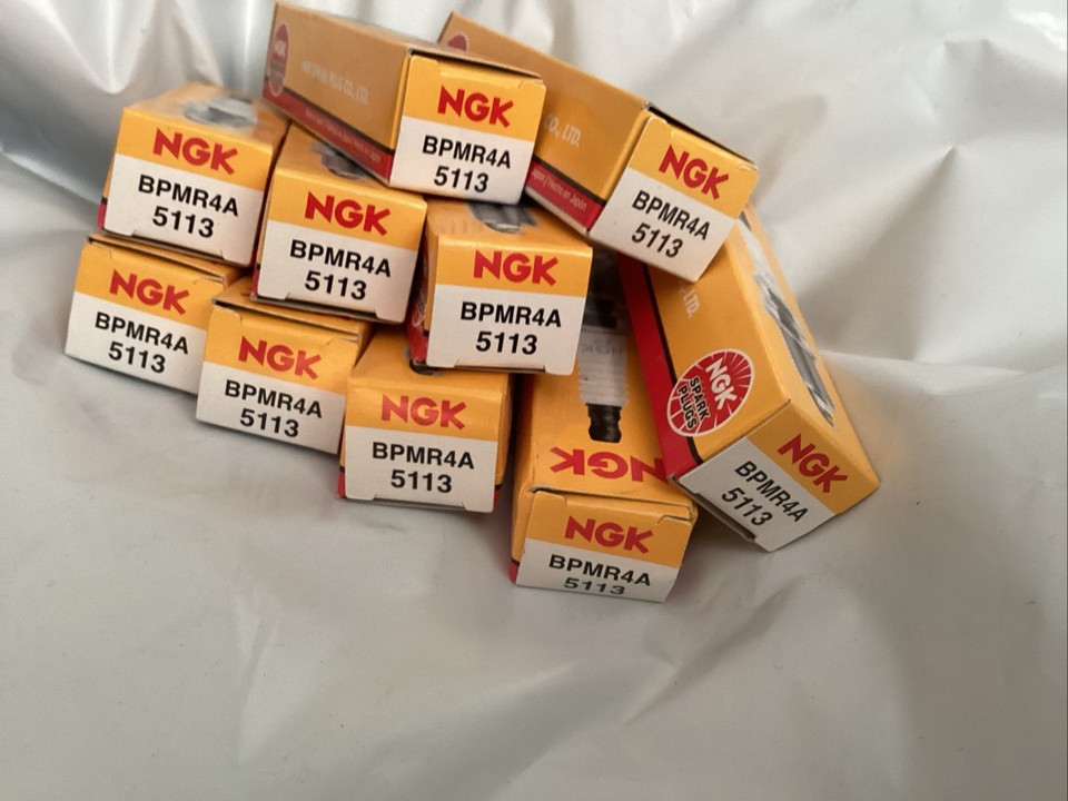 10 Genuine NGK 5113 BPMR4A Spark Plug Solid Lawnmower | eBay