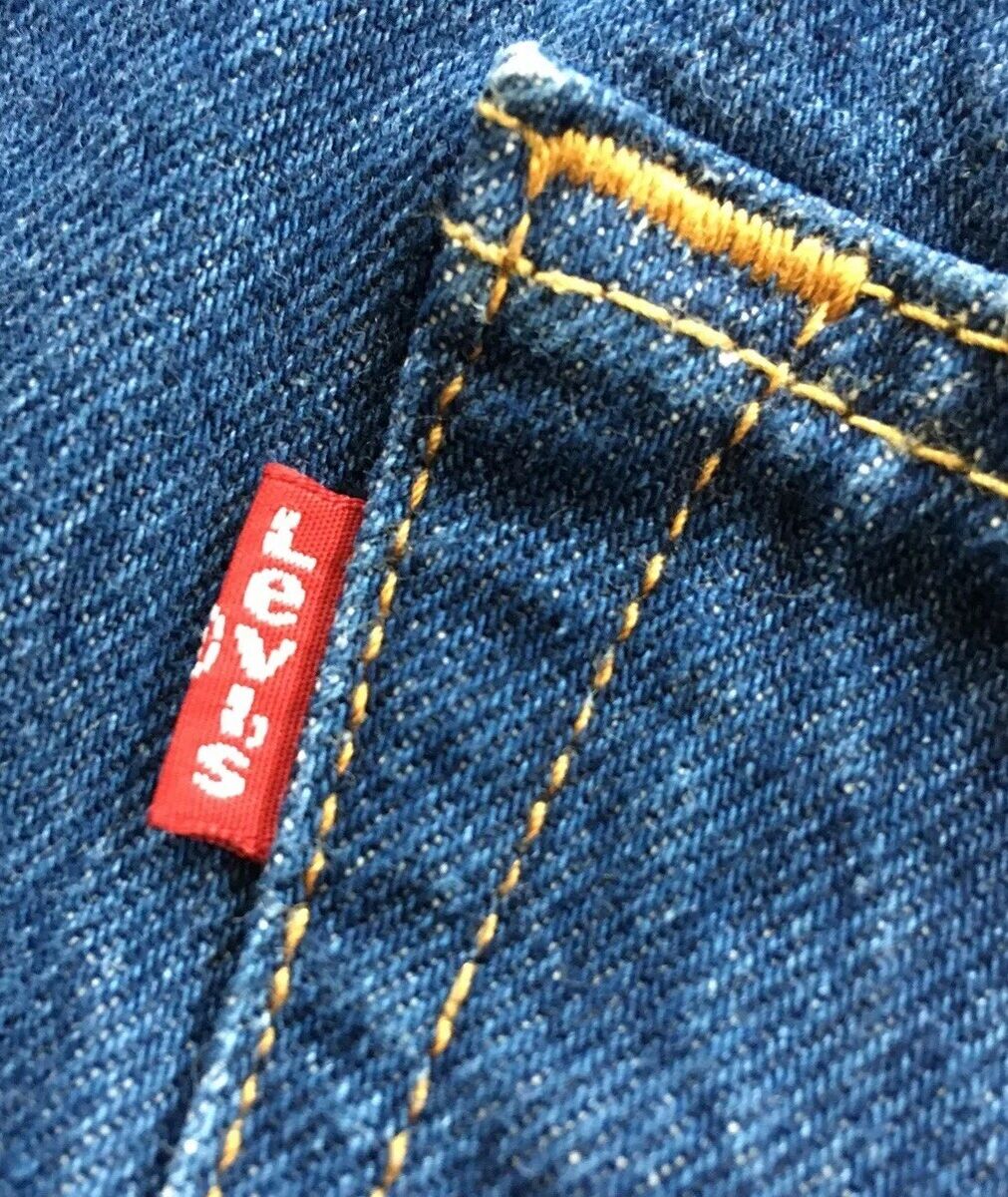 Levis 501 W35 L30 Button Fly V Jeans Single Stitch Red Tab Levis 501 W35 L30 Button Fly V Jeans Single Stitch Red Tab