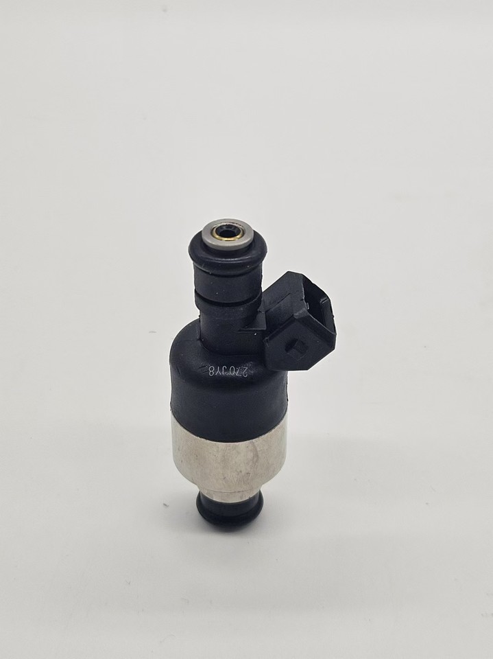 8X ORIGINAL BOSCH OEM FUEL INJECTORS 17109596 FOR 96-00 CHEVROLET GMC 7 ...