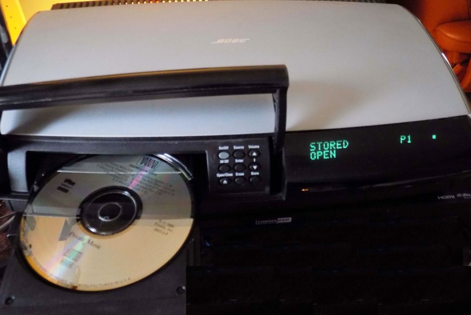 Bose AV48 Lifestyle System CD/DVD/340hr HDD 5.1 Jewel Speakers, Remote ...