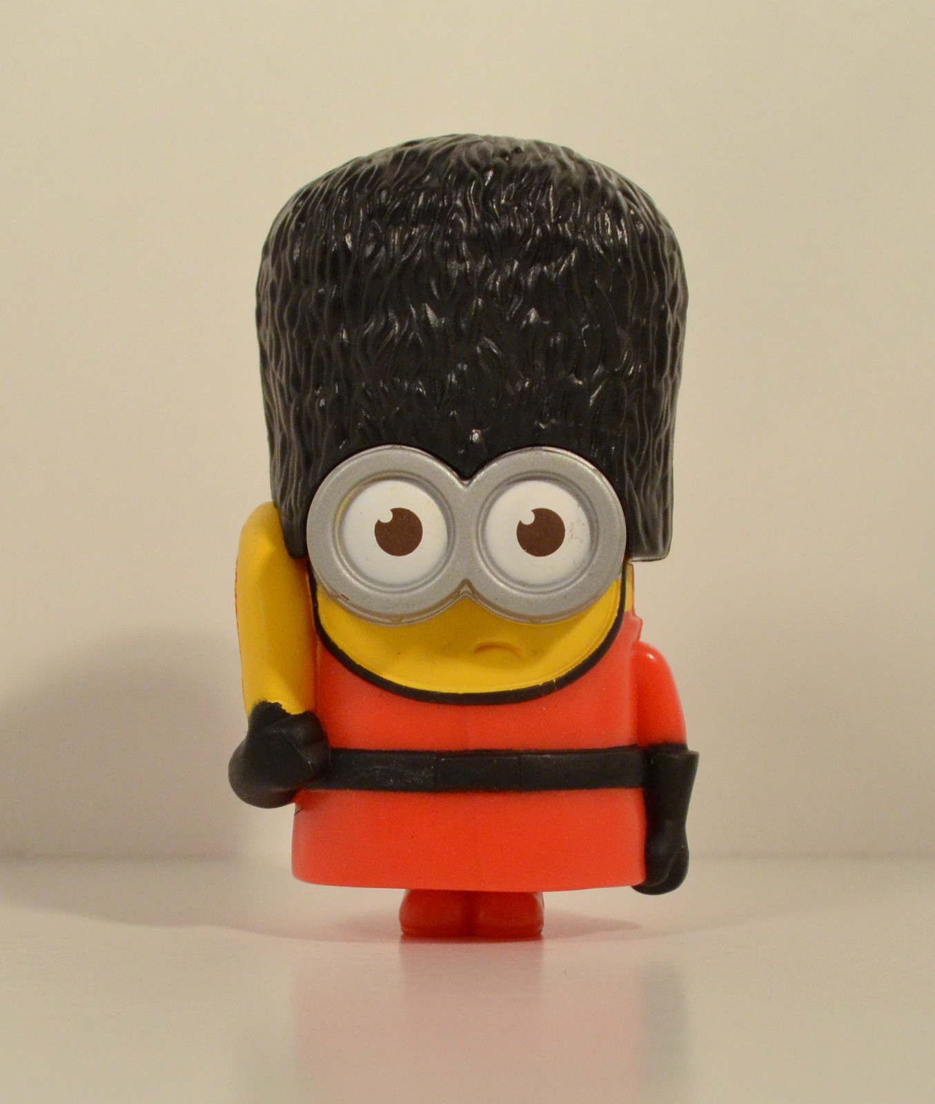 2015 Royal Guard Minion 3.5" McDonald's Figure #9 Despicable Me Minions ...