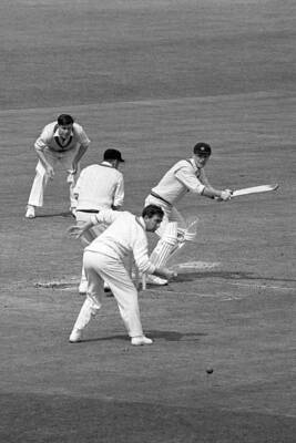 Derek Hawkins Gloucestershire Cuts John Warr Past Denis 1957 OLD ...