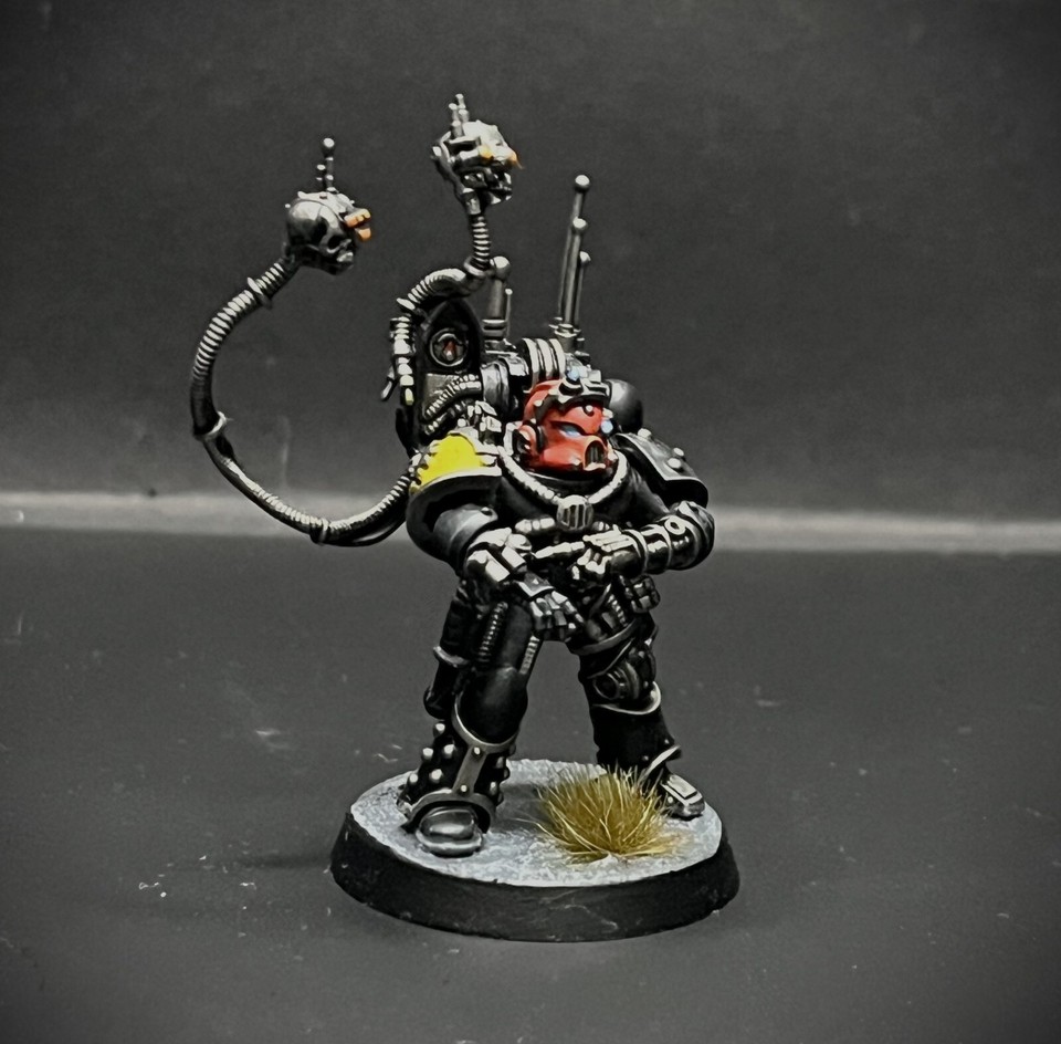 Imperial Fists Praevian painted Warhammer 40k Horus Heresy Loyalist ...