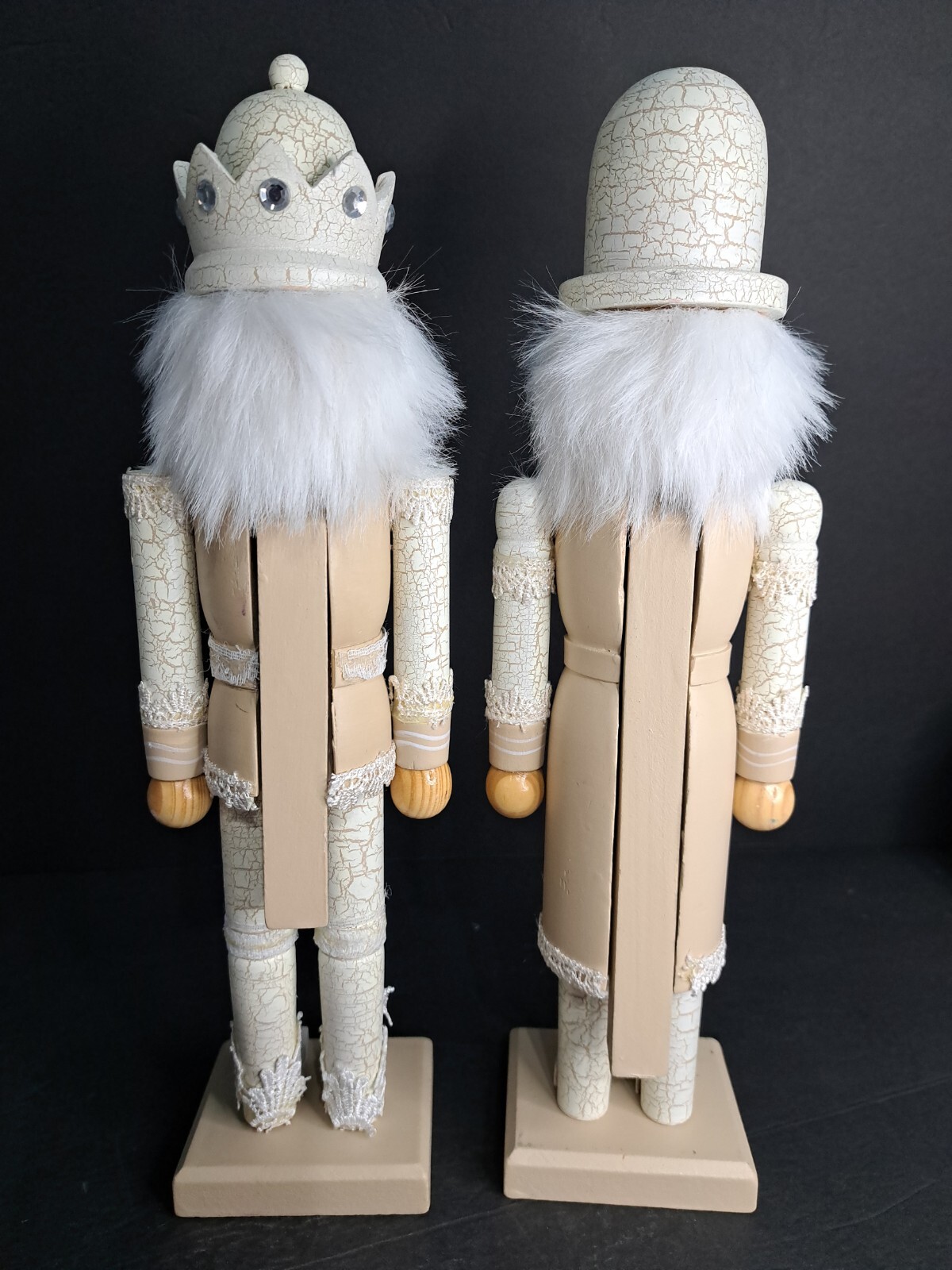 2 Wooden King And Queen Nutcrackers 15 Inch Tall | eBay