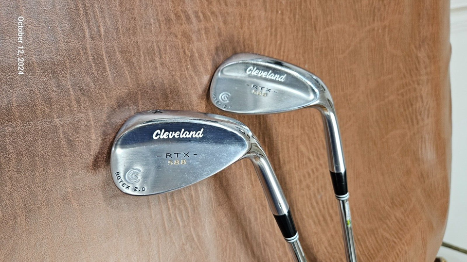 Used Cleveland 588 RTX Wedges 54*10/58*6 Dynamic Gold Wedge Flex RH ...
