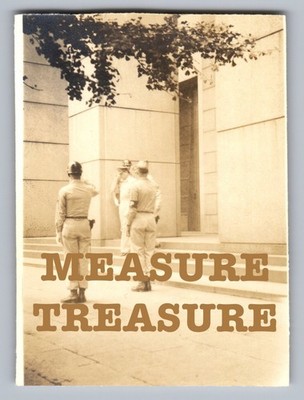 C. 1945 GENERAL MACARTHUR EXITING TOKYO BLDG, SALUTE JAPAN SNAPSHOT ...