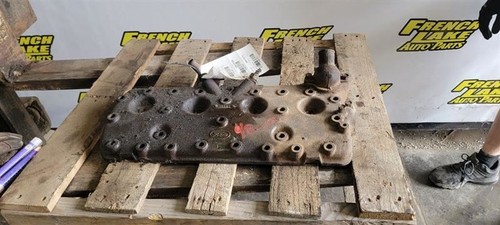 DRIVER LEFT SIDE CYLINDER HEAD 1950 FORD "8BA" 976534 | eBay