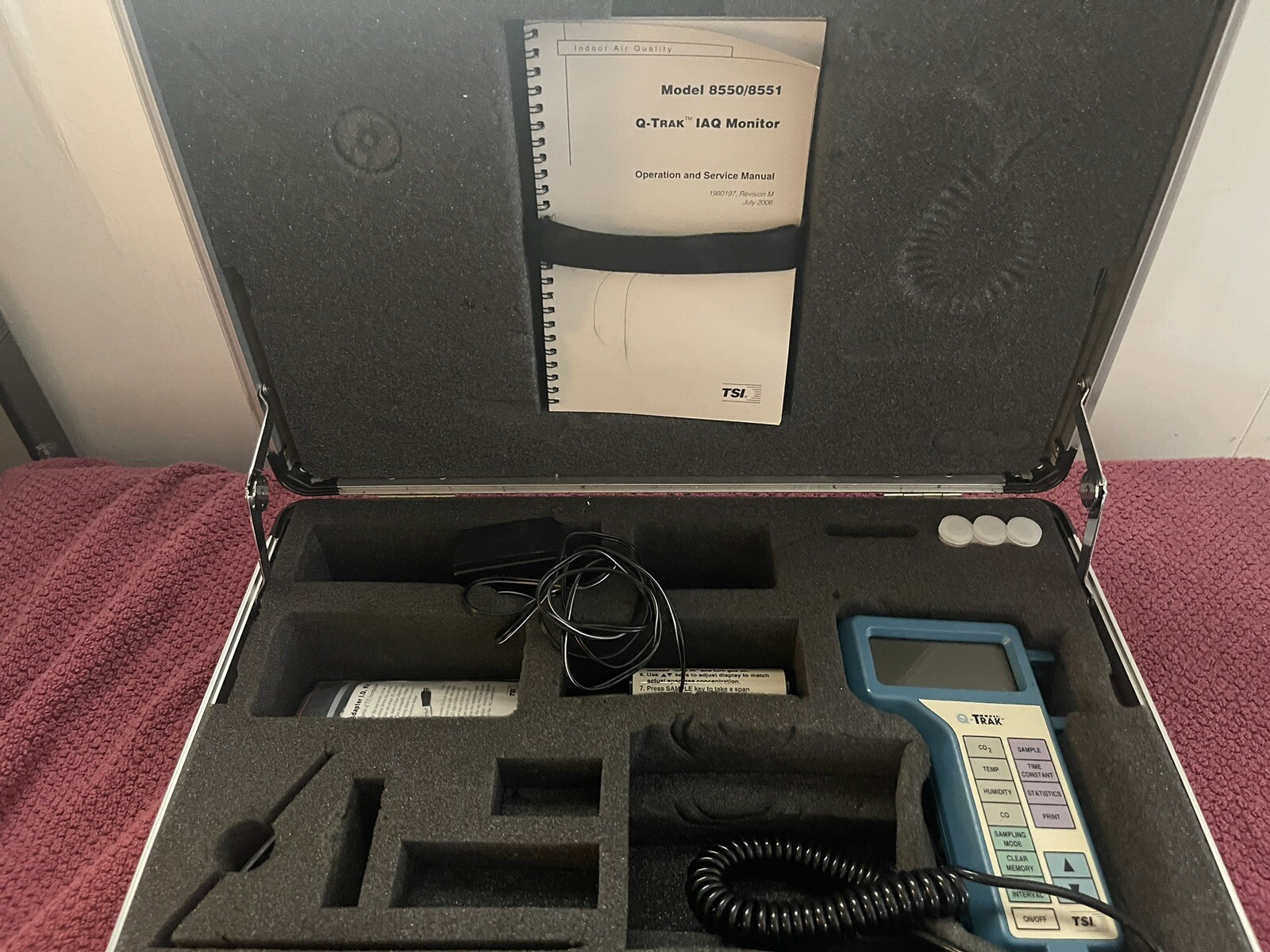 TSI 8551 Q-Trak IAQ Plus Indoor Air Quality Meter Kit W/ Case | eBay