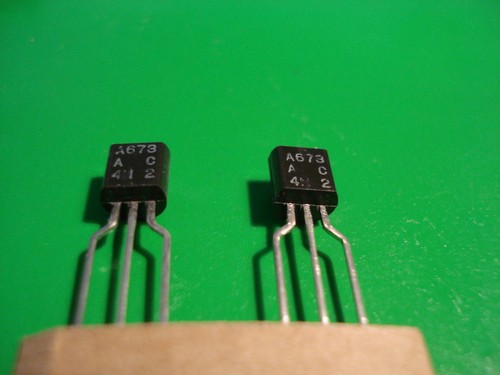 Transistor (2) 2SA673 A673 pnp TO-92 HITACHI | eBay