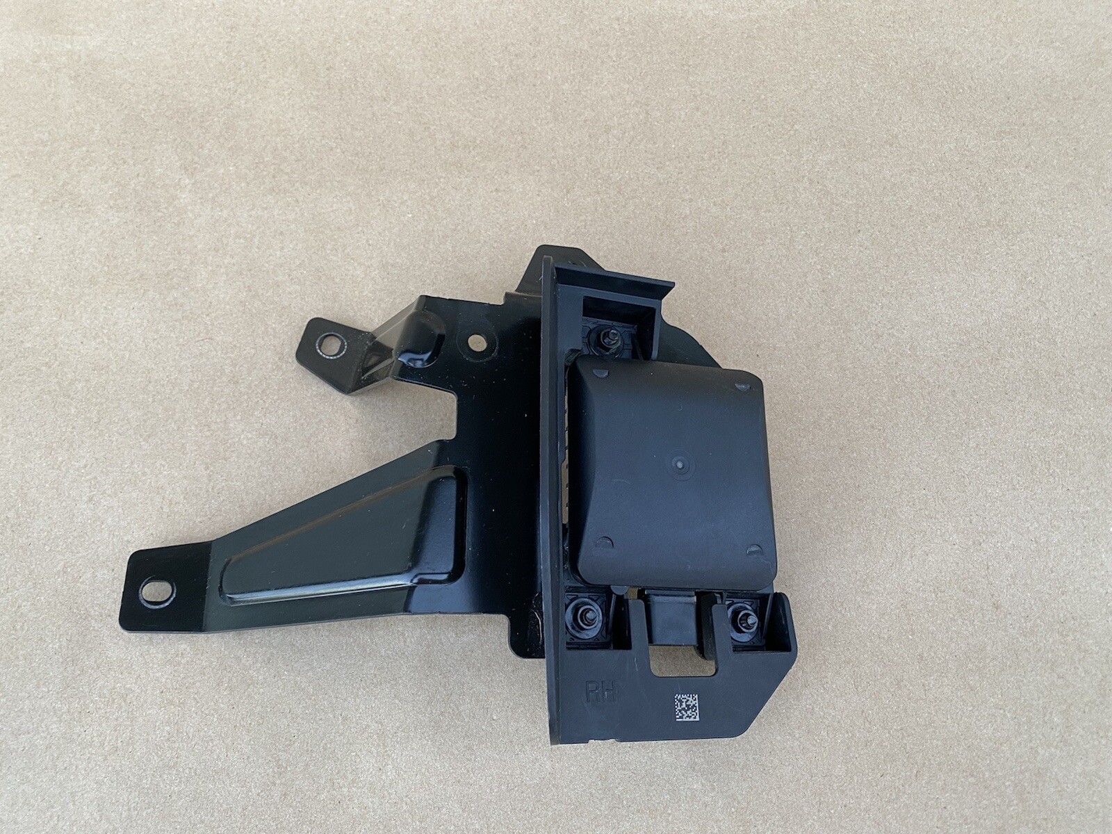 2020-2022 Hyundai Palisade OEM Right Side Blind Spot Radar Sensor 99150 ...