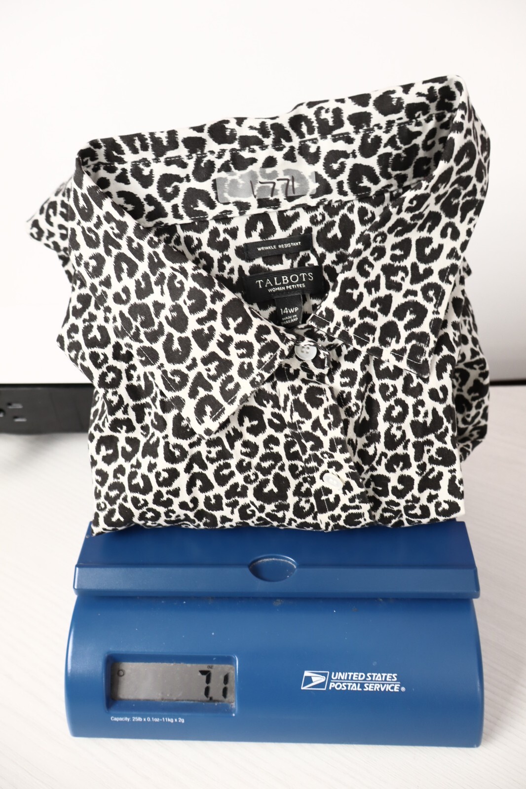 TALBOTS Women's Wrinkle Resistant Cotton Blouse Collared Animal Size ...