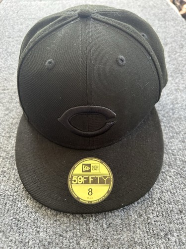 Cincinnati Reds New Era 59FIFTY Blackout Fitted Hat Size 8 MLB Cap All ...