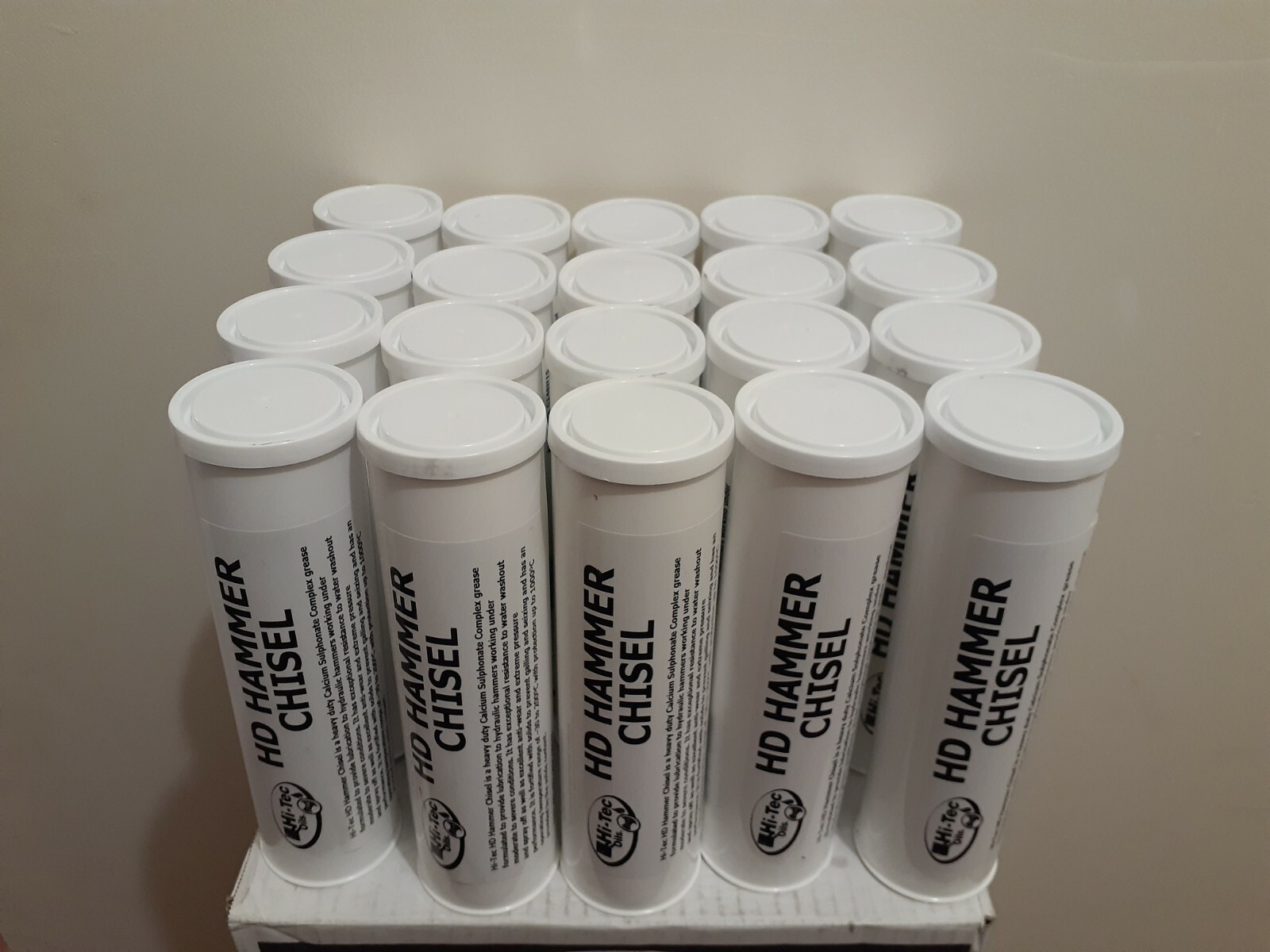 EP2 Heavy Duty Hammer Grease 450gm Cartridge - Box of 20 Suit Excavator ...