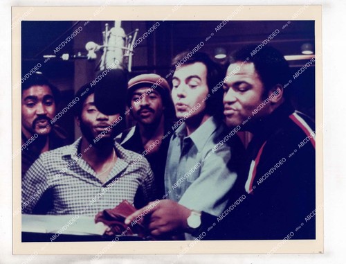 o46033 1970's orig photo musician singer Neil Diamond and some black ...