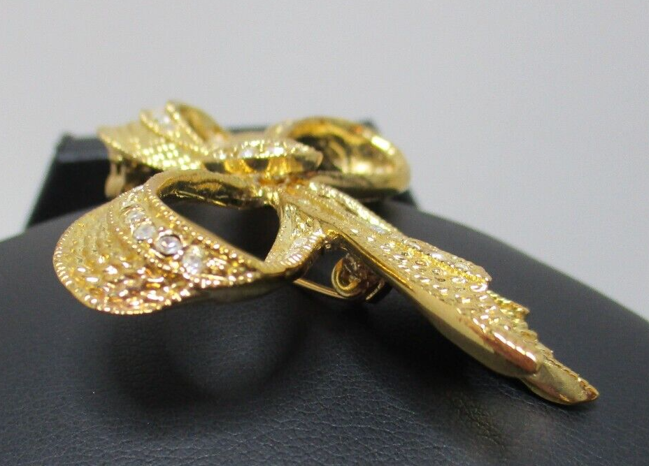 VINTAGE LARGE BOW SIGNED ROMAN GOLD TONE RHINESTONE TEXTURED RIBBON ...