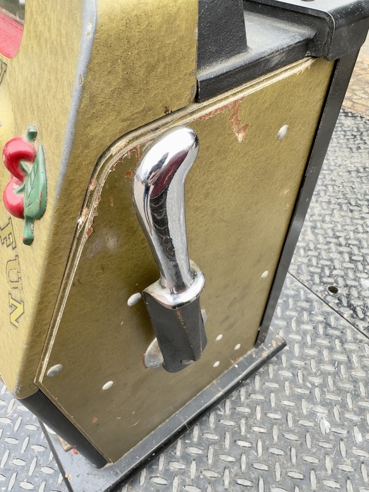 Antique 1940's Mills Golden Falls 10 Cent Gold Slot Machine | eBay