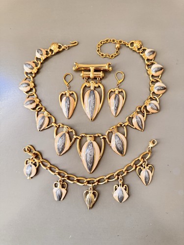 Vintage TRIFARI TM Grand Parure Jewelry Set, Cream & Gray Enamel Amphoras! | eBay
