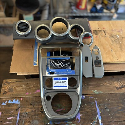 2003-06 HONDA ELEMENT CENTER DASH RADIO TRIM SPEEDO TRIM RING VENT RARE ...