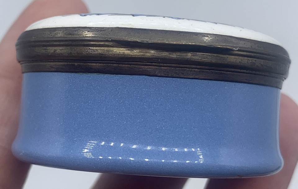 Crummles Enamel Trinket Box Courting Couple | eBay