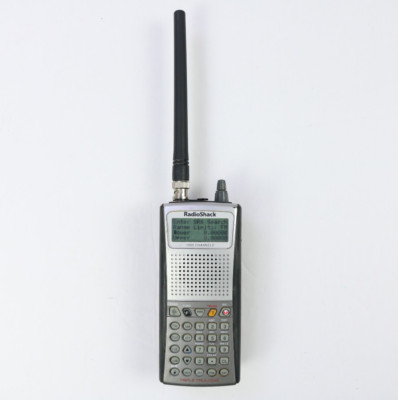 Radio Shack Pro-97 20-527 1000 Channel Triple Trunking Handheld Radio ...