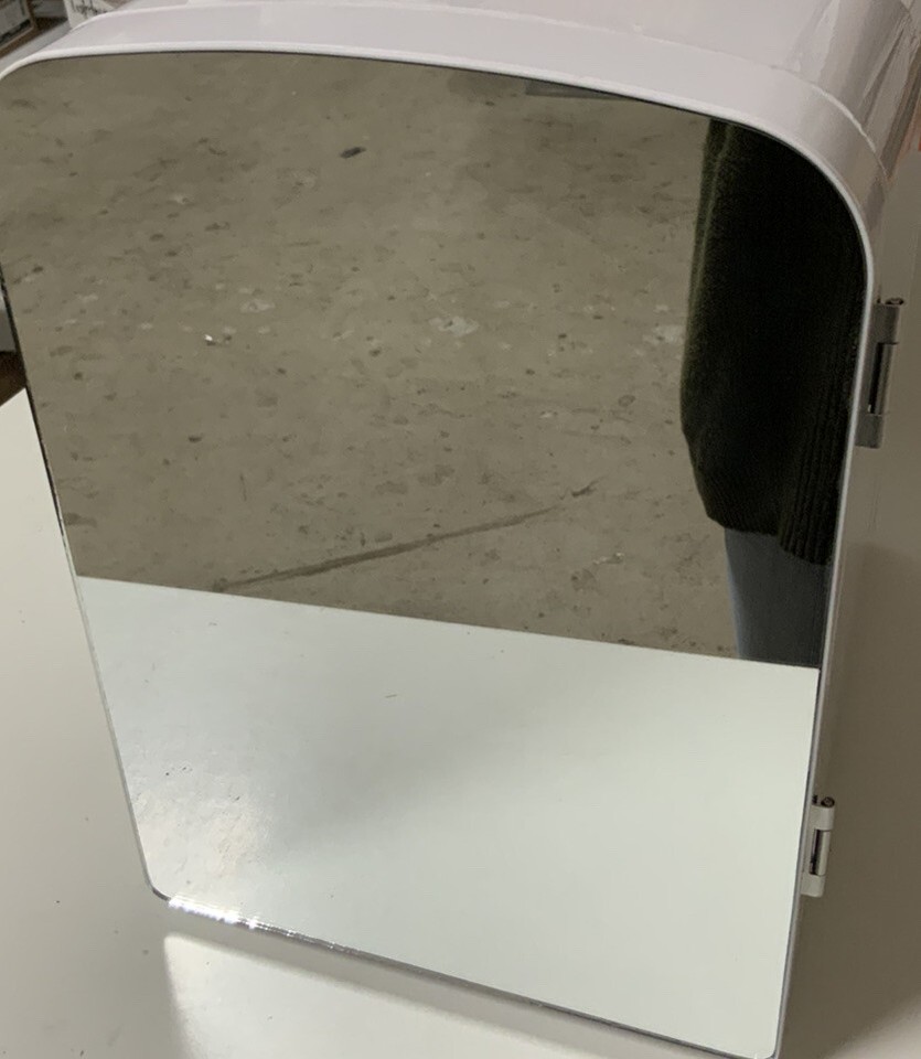 🧷 CHEFMAN Portable Mirrored Personal Fridge - White, 4liter 🆕 As Shown ...