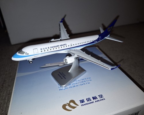 Hogan 2339 1:200 Embraer Erj 190 Mandarin Airlines B-16821 Herpa Gemini Jfox JC | eBay