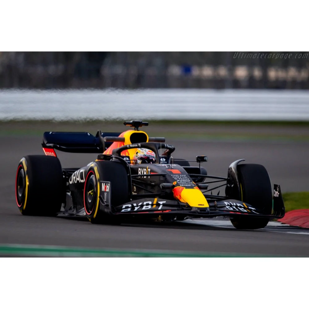 1/43 Red Bull RB18 Team Oracle 2022 Season N.1 Max Verstappen Bburago ...