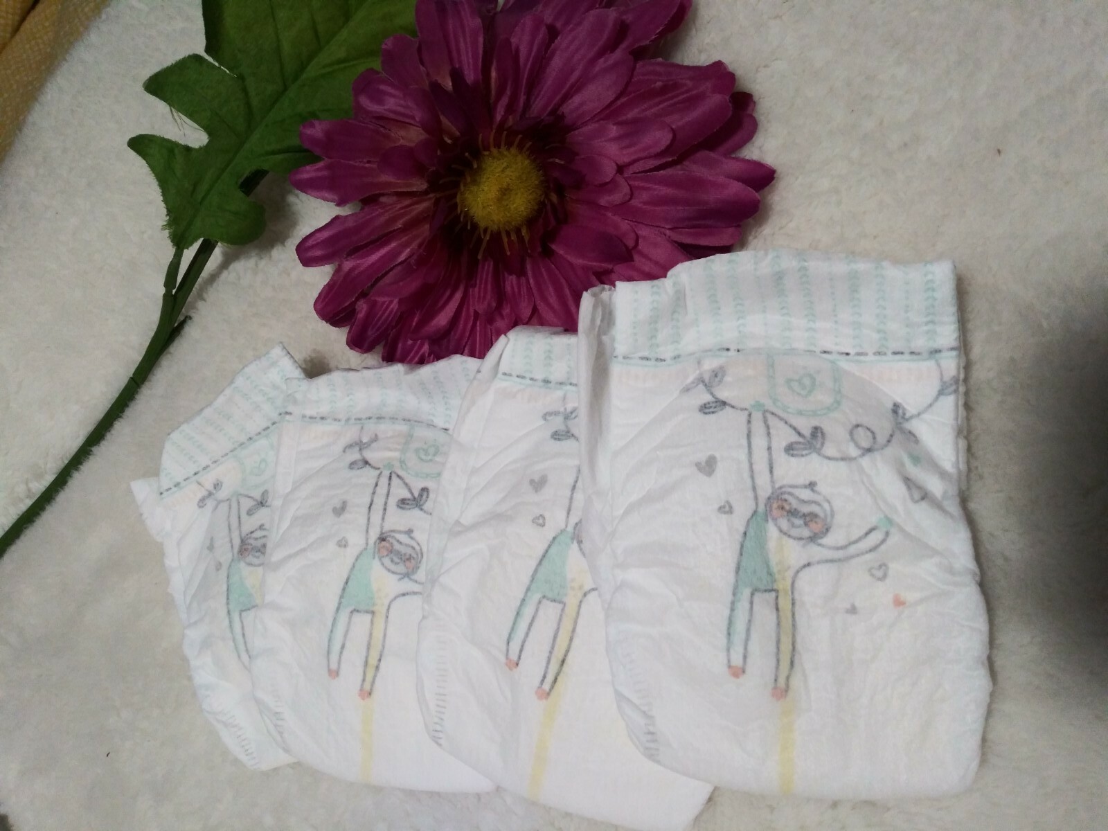 Pampers Pure SLOTH lot of 4 Reborn baby doll Diapers Size newborn (8 ...