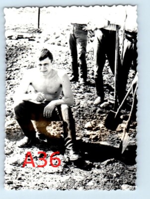 PHOTO HANDSOME beefcake Shirtless MAN Bulge Guy Posing gay int Soldier ...