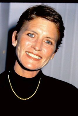 LESLIE BEVIS, The Young and the Restless, 35mm Slide | eBay