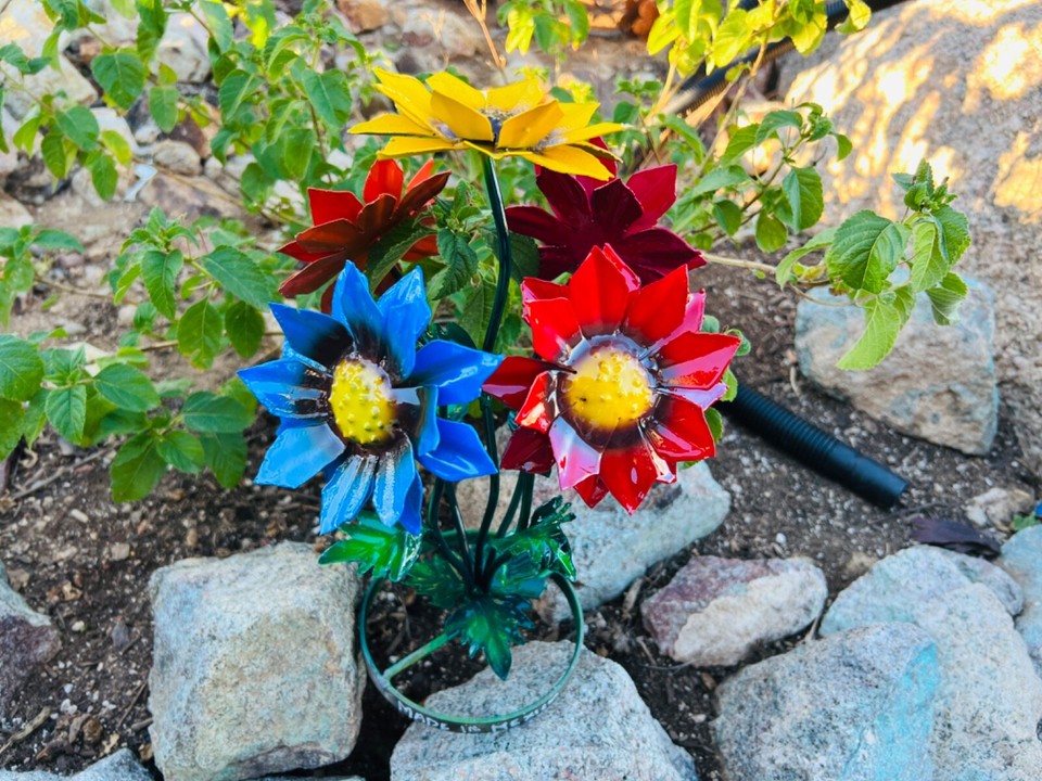 Handcrafted Rustic MINI Metal Flower Bouquet Vibrant Yard Art Flowers ...