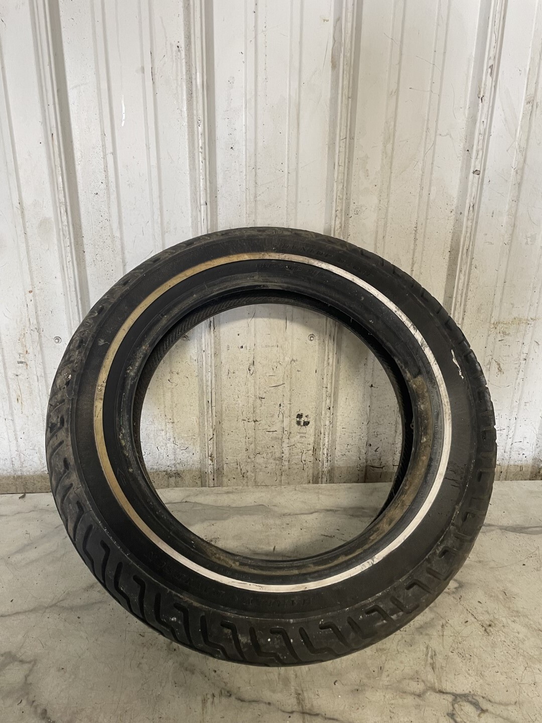 1990-1992 1996-1997 1972 Harley Davidson Front Wheel 90 16 Dunlop D402 ...