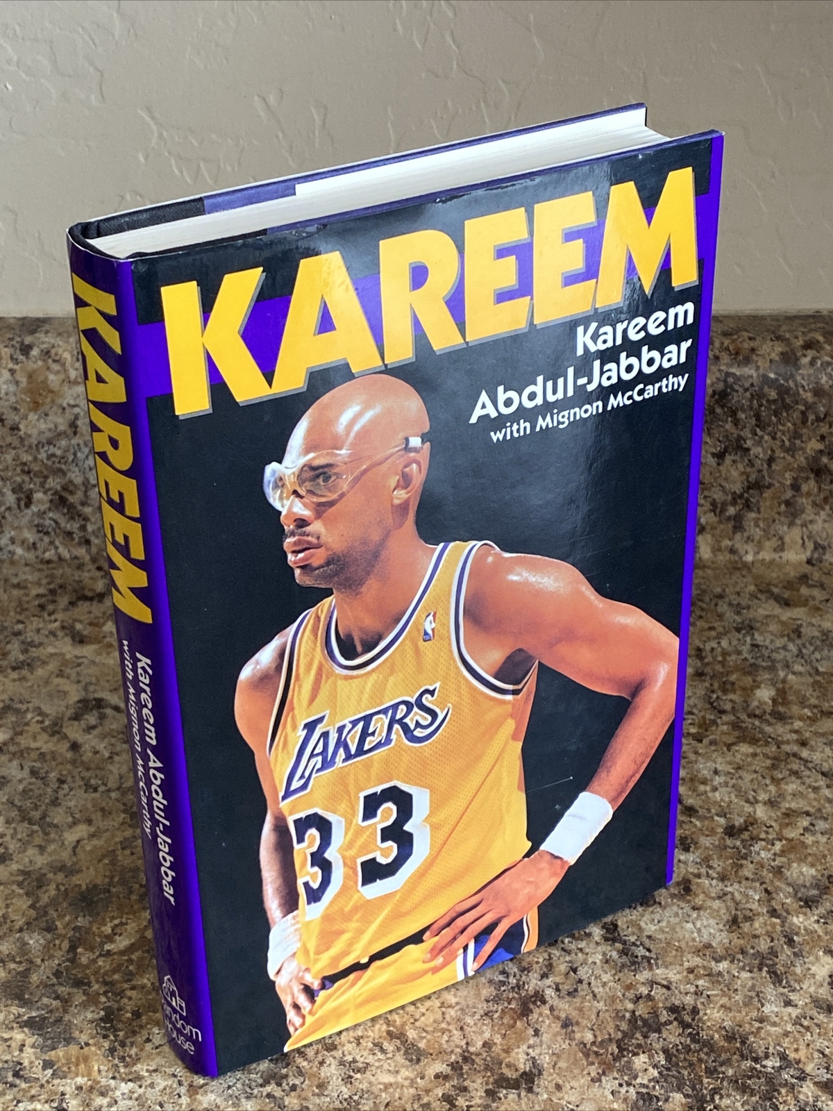 Kareem SIGNED by Kareem Abdul-Jabbar 1st Printing Near Fine Hardcover ...