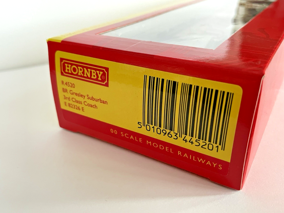 HORNBY R4520 BR GRESLEY SUBURBAN 3rd Class Coach E 82326 E | eBay UK
