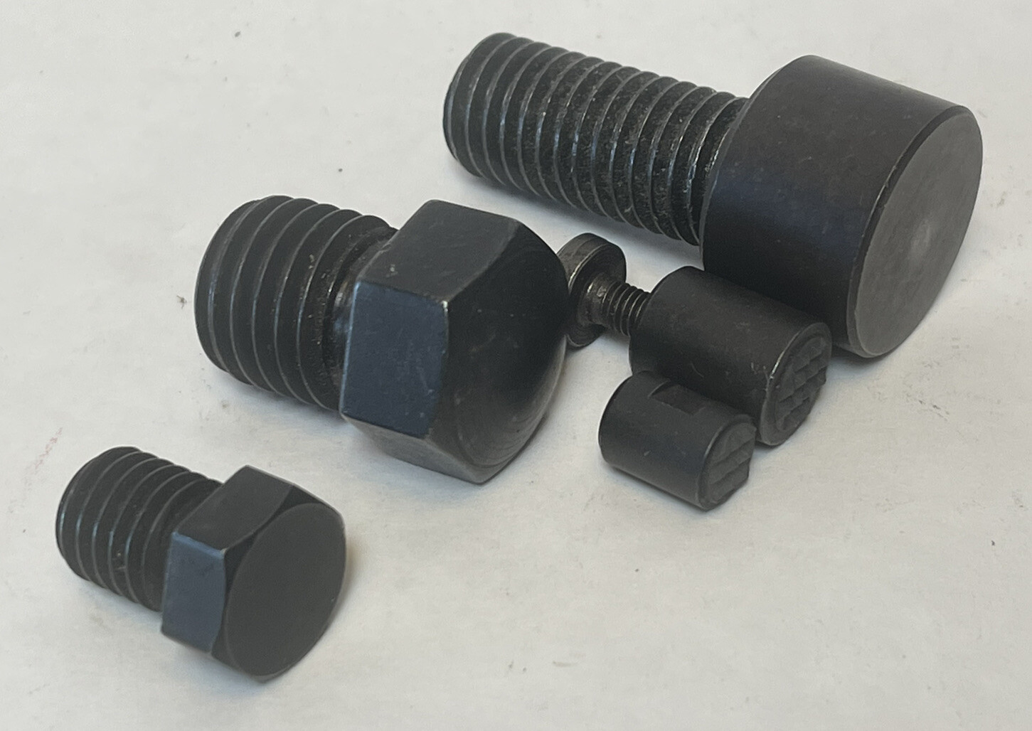 Lot Of Miscellaneous Gripper, Contact Bolts Supports, Rests & Feet ...