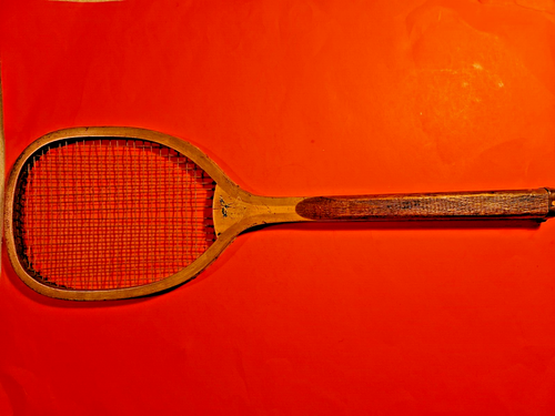 CIRCA 1895 ANTIQUE DRAPER MAYNARD TRANSITIONAL CHECKERED WOOD TENNIS ...