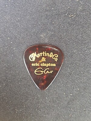 Eric Clapton C.F. Martin Signature Guitar Pick Martin & Eric Clapton ...