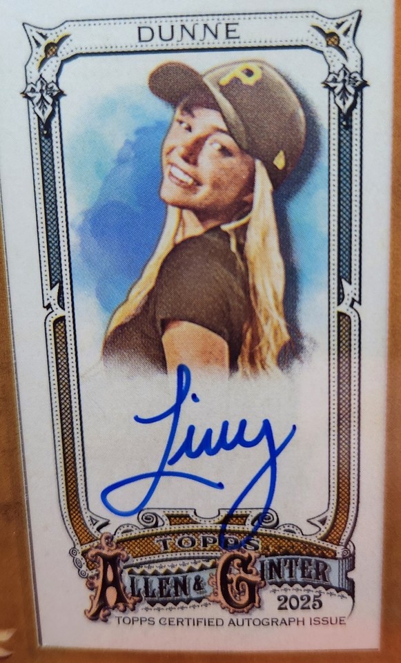 2025 Topps Allen and Ginter Livvy Dunne On Card AUTO MA-LDU SUPER CLEAN ...