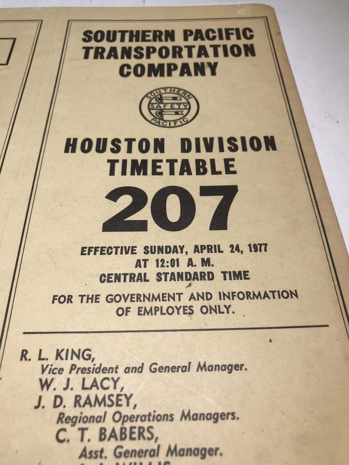 1977 Timetable 207 Houston Division Southern Pacific Transportation ...