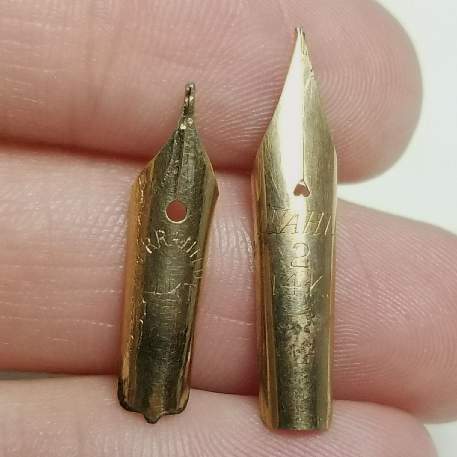 Vintage Lot of 2 14k Yellow Gold Fountain Pen Nibs, 0.6 Grams - AS IS ...